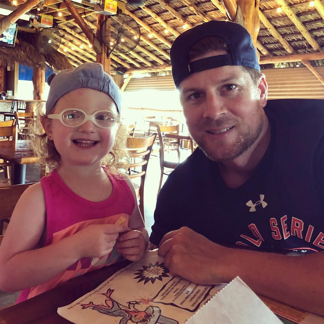 OutDaughtered: Uncle Dale & Riley Entertain Fans With Hilarious Photo ...